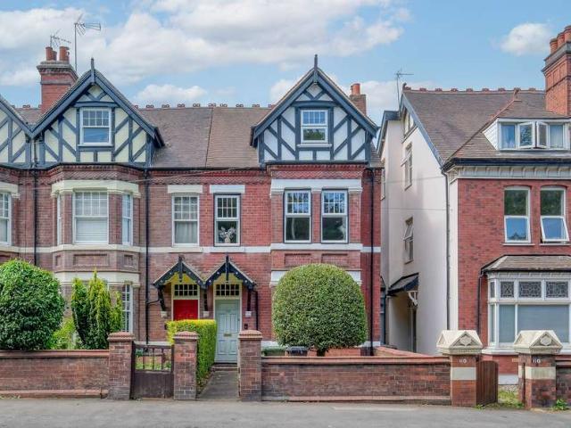4 Bedroom Property