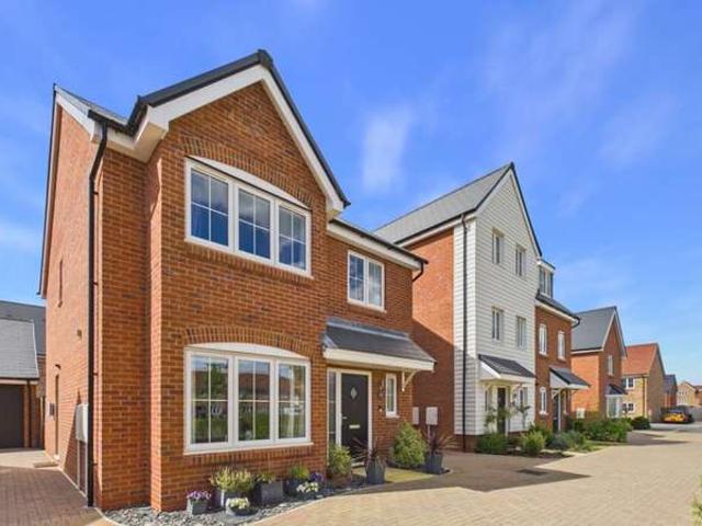 4 Bedroom Property