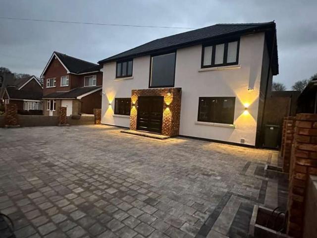 4 Bedroom Property