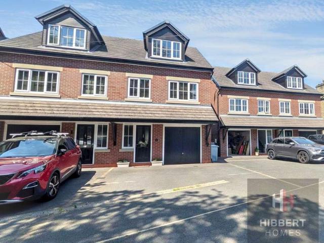 4 Bedroom Property
