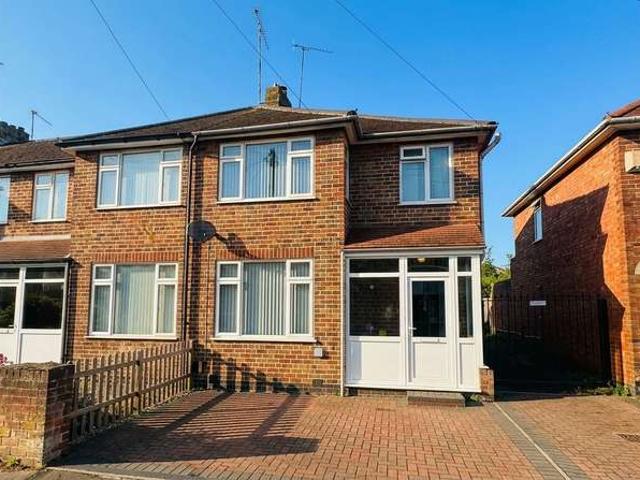 4 Bedroom Property