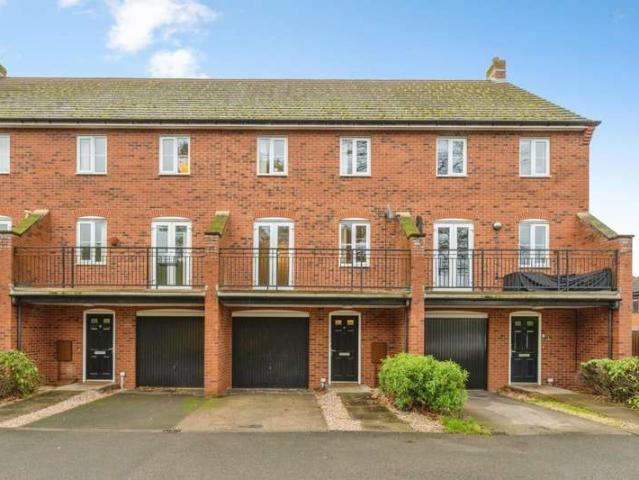 4 Bedroom Property