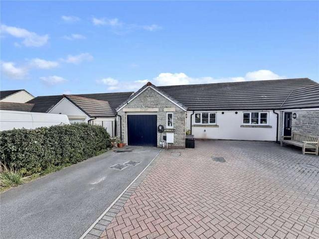 4 Bedroom Property