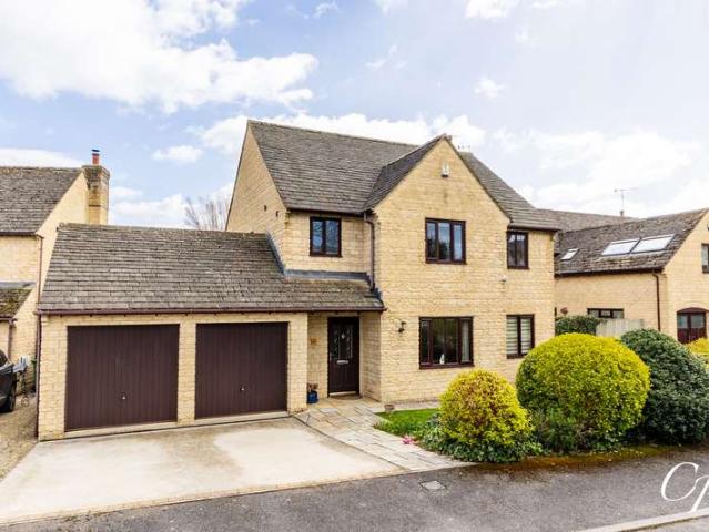 4 Bedroom Property