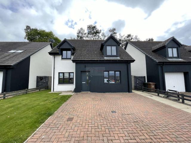 4 Bedroom Property