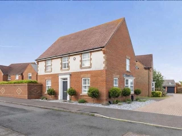 4 Bedroom Property