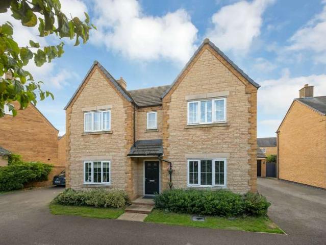 4 Bedroom Property