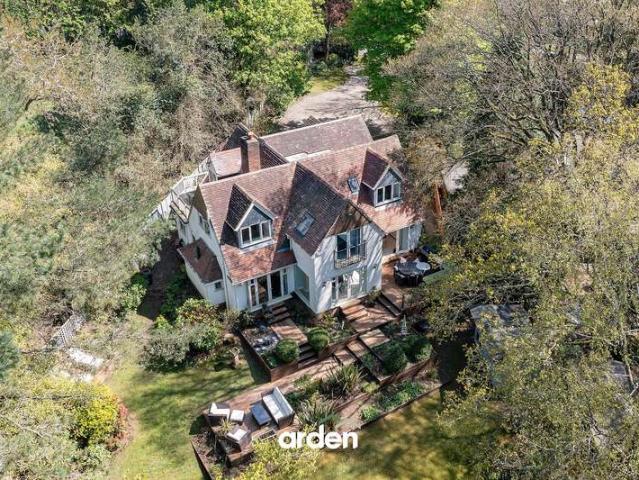 4 Bedroom Property