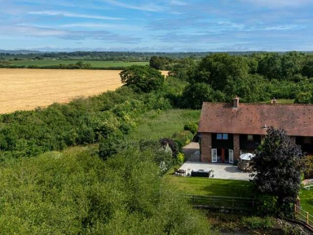 4 Bedroom Property