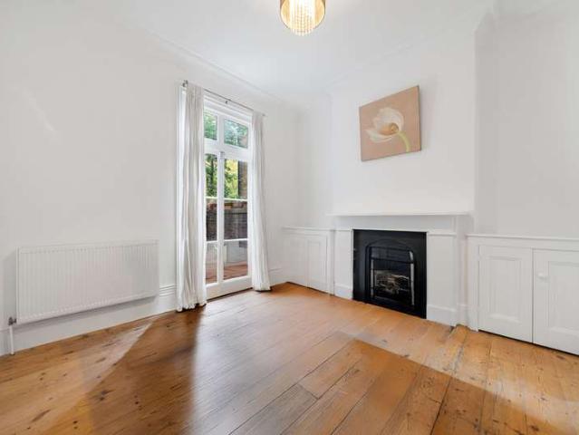 4 Bedroom Property