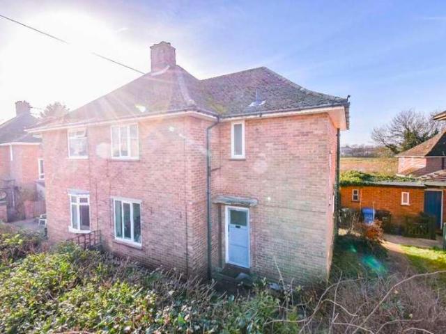 4 Bedroom Property