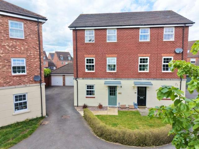 4 Bedroom Property