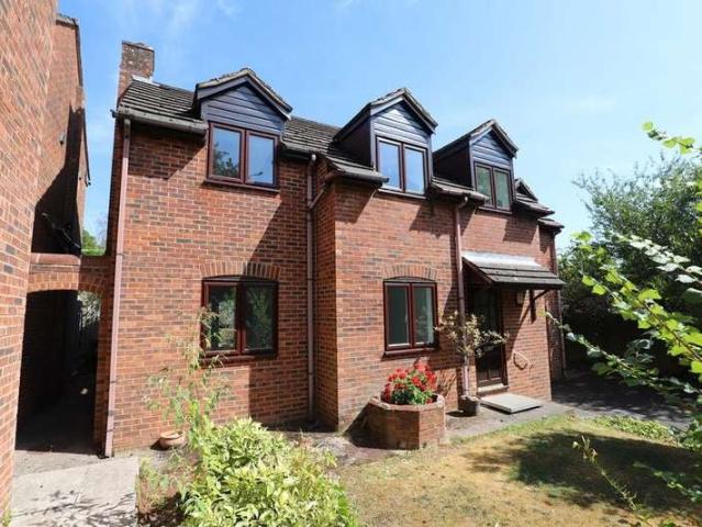 4 Bedroom Property