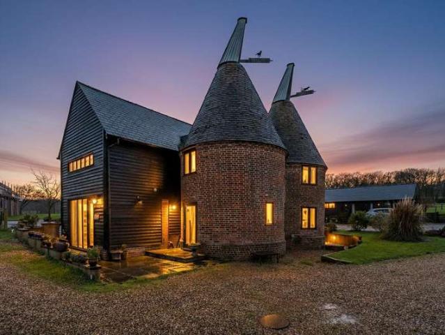 4 Bedroom Property