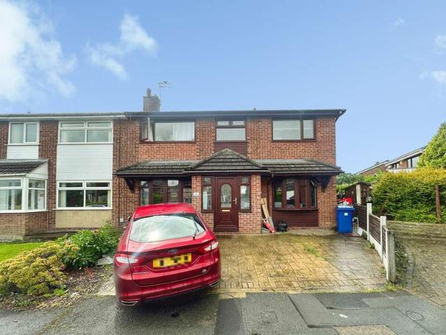 4 Bedroom Property