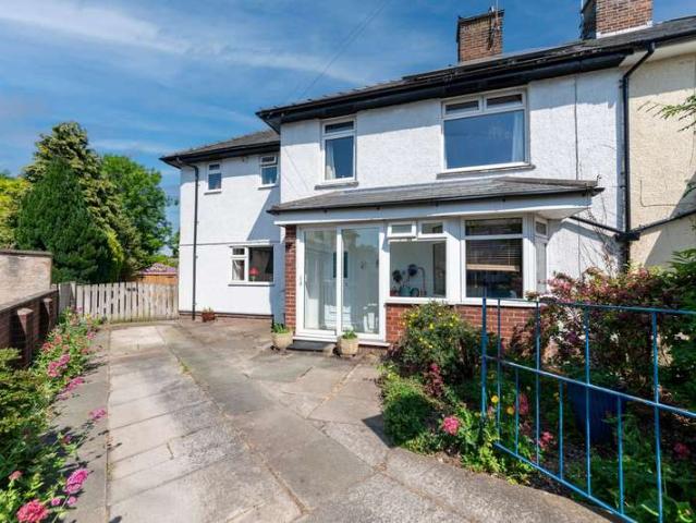 4 Bedroom Property