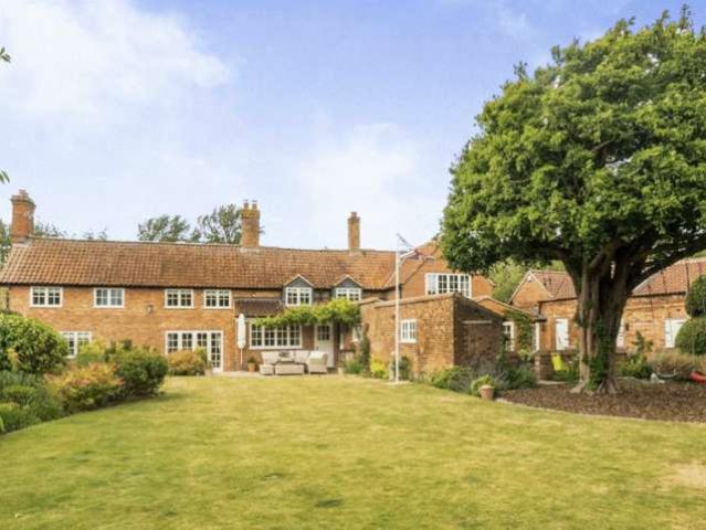 4 Bedroom Property