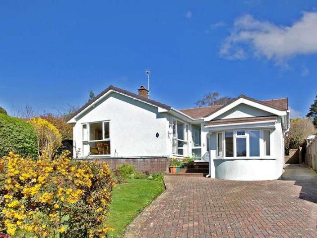 4 Bedroom Property