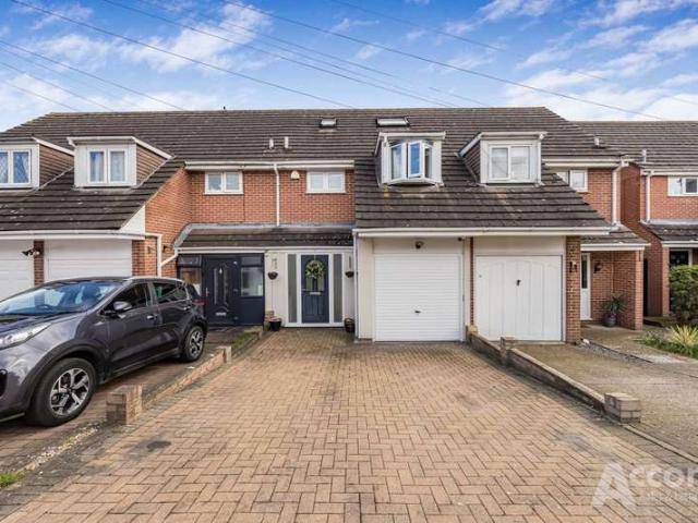 4 Bedroom Property