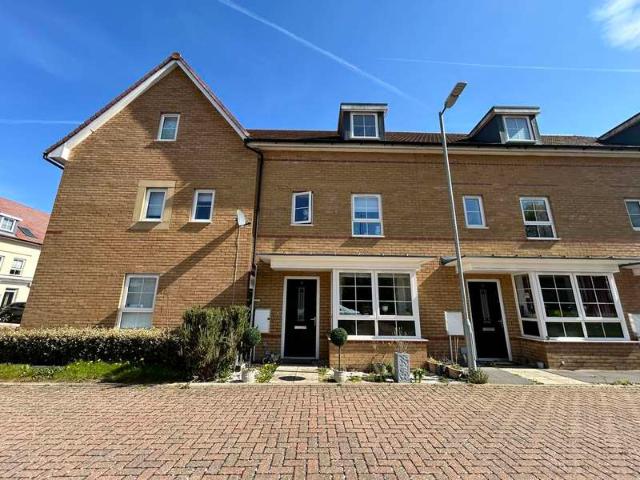 4 Bedroom Property