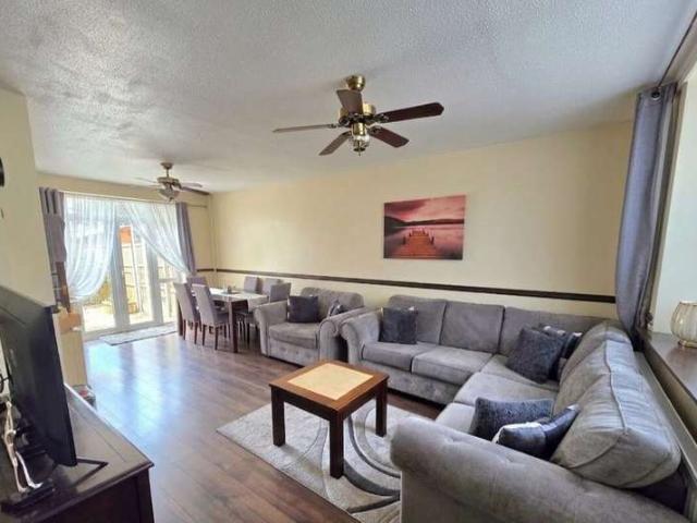 4 Bedroom Property