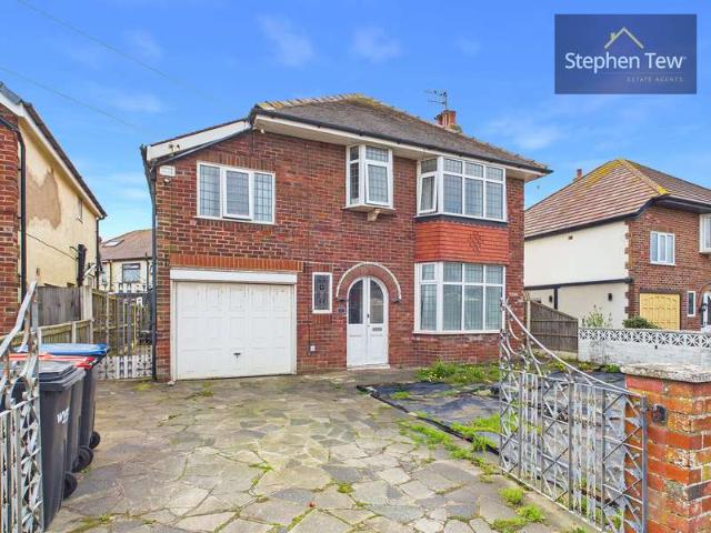 4 Bedroom Property