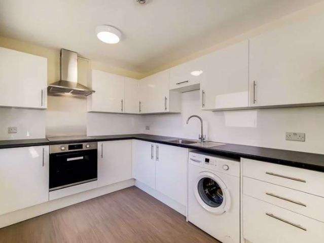 4 Bedroom Property