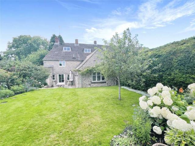 4 Bedroom Property