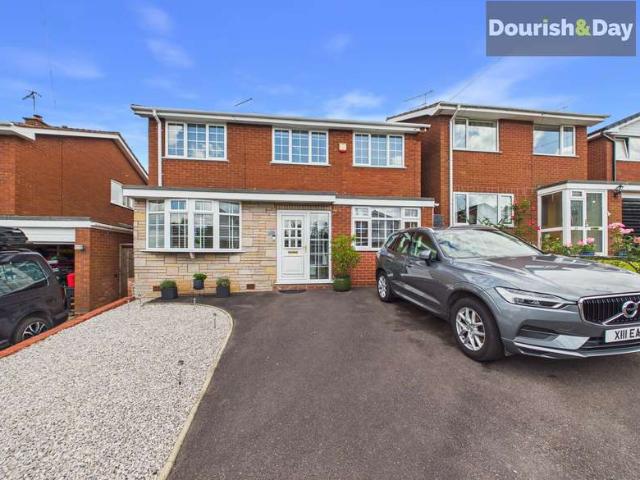4 Bedroom Property