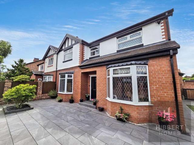 4 Bedroom Property