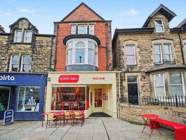 4 Bedroom Maisonette Flat