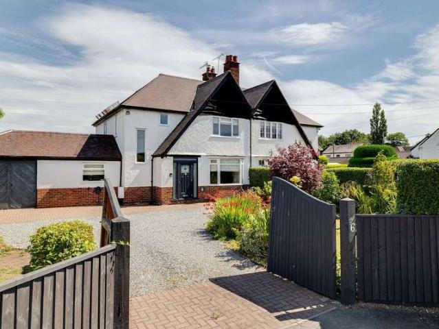 4 Bedroom Property