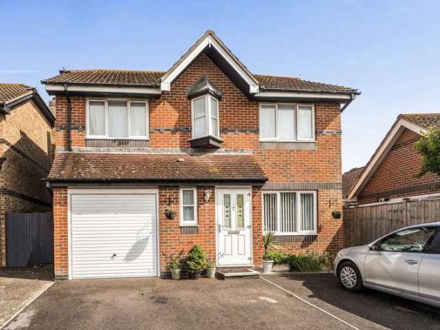 4 Bedroom Property