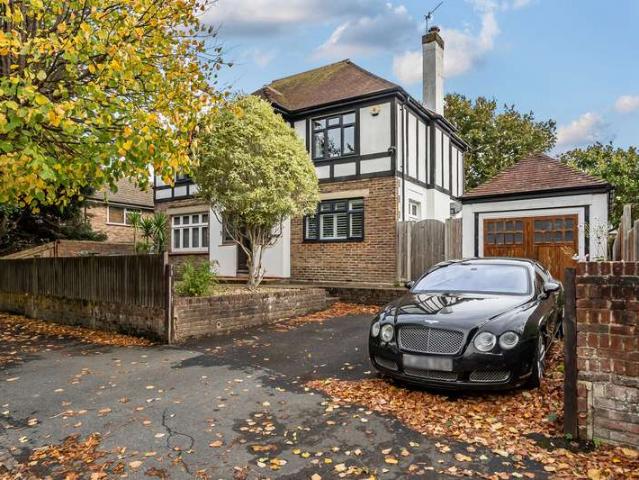 4 Bedroom Property