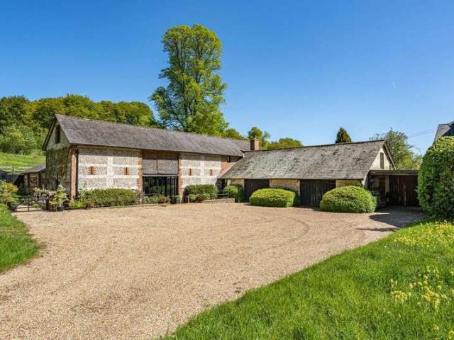 4 Bedroom Property