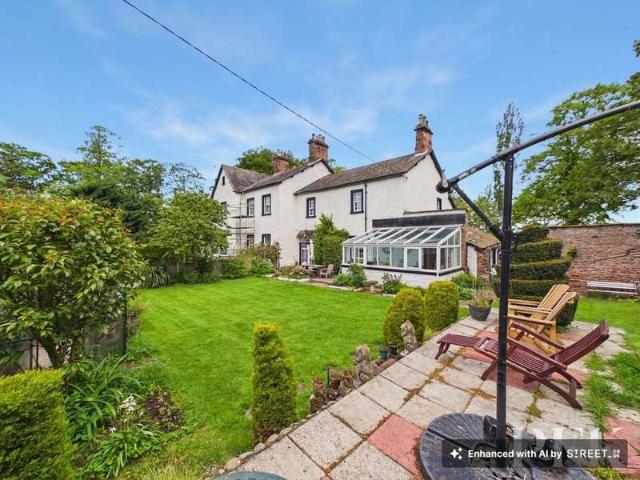 4 Bedroom Property