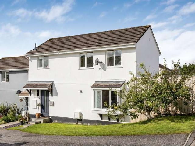 4 Bedroom Property
