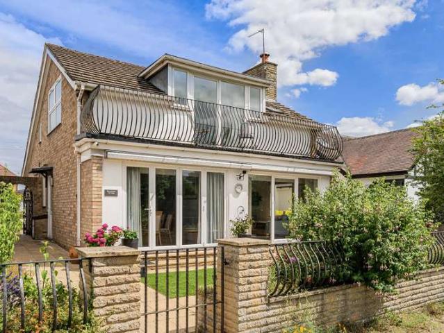 4 Bedroom Property