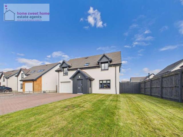 4 Bedroom Property