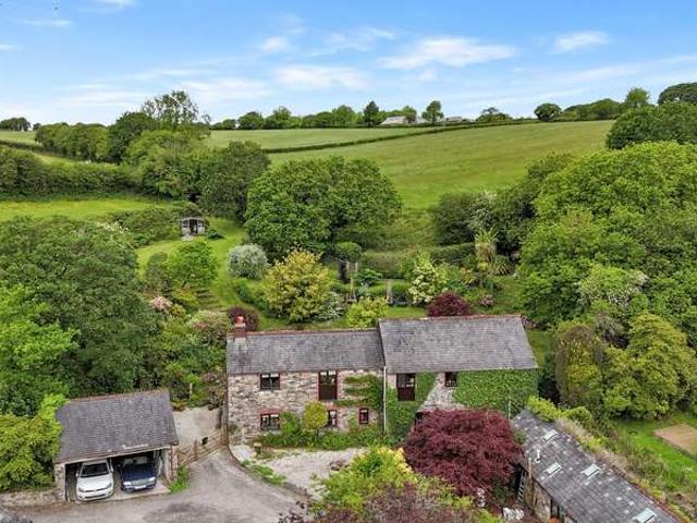 4 Bedroom Property