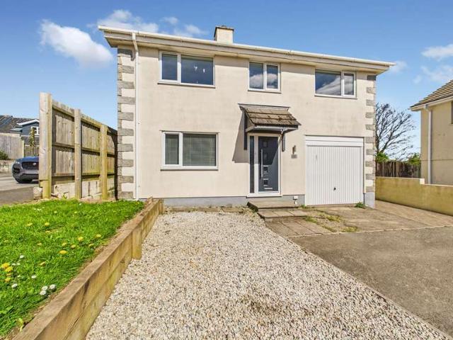 4 Bedroom Property