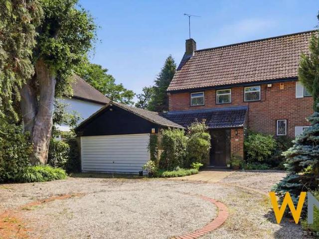 4 Bedroom Property
