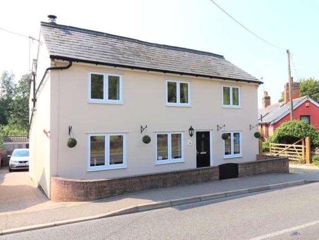 4 Bedroom Property