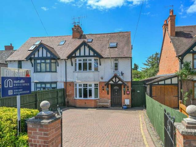 4 Bedroom Property
