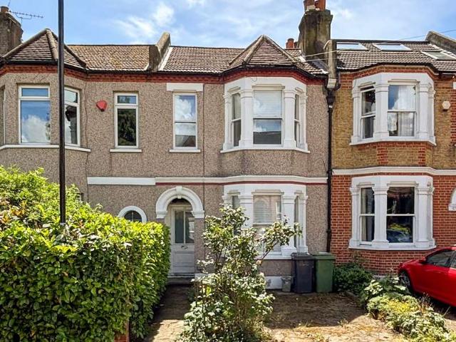 4 Bedroom Property