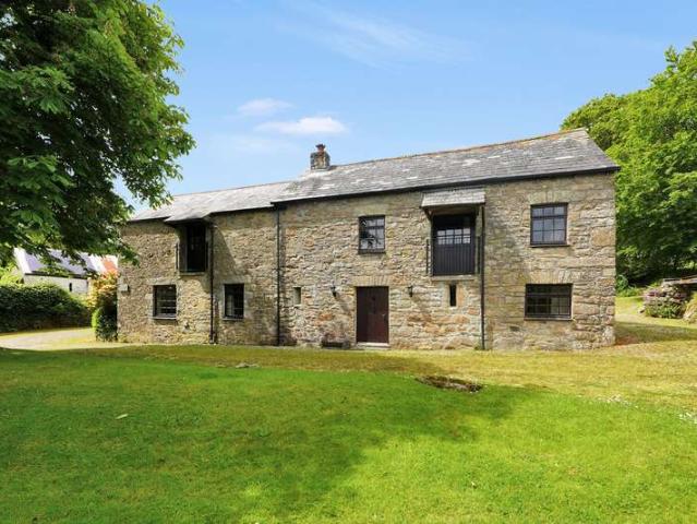4 Bedroom Property