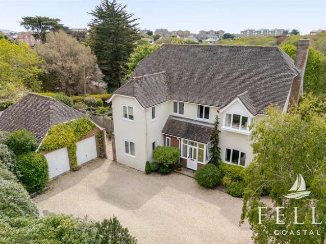 4 Bedroom Property
