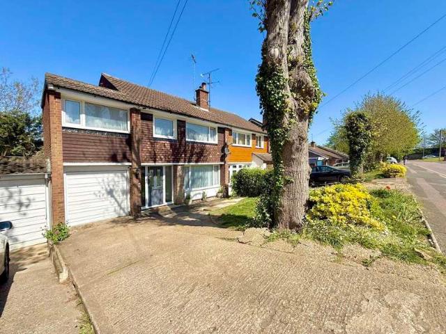 4 Bedroom Property