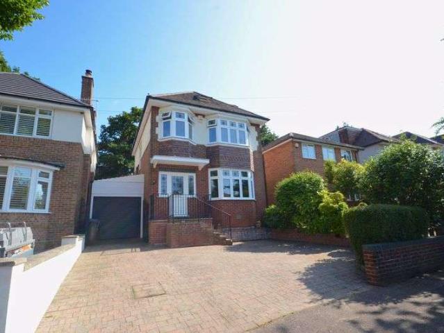 4 Bedroom Property