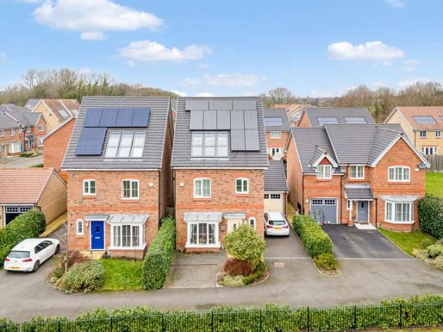 4 Bedroom Property
